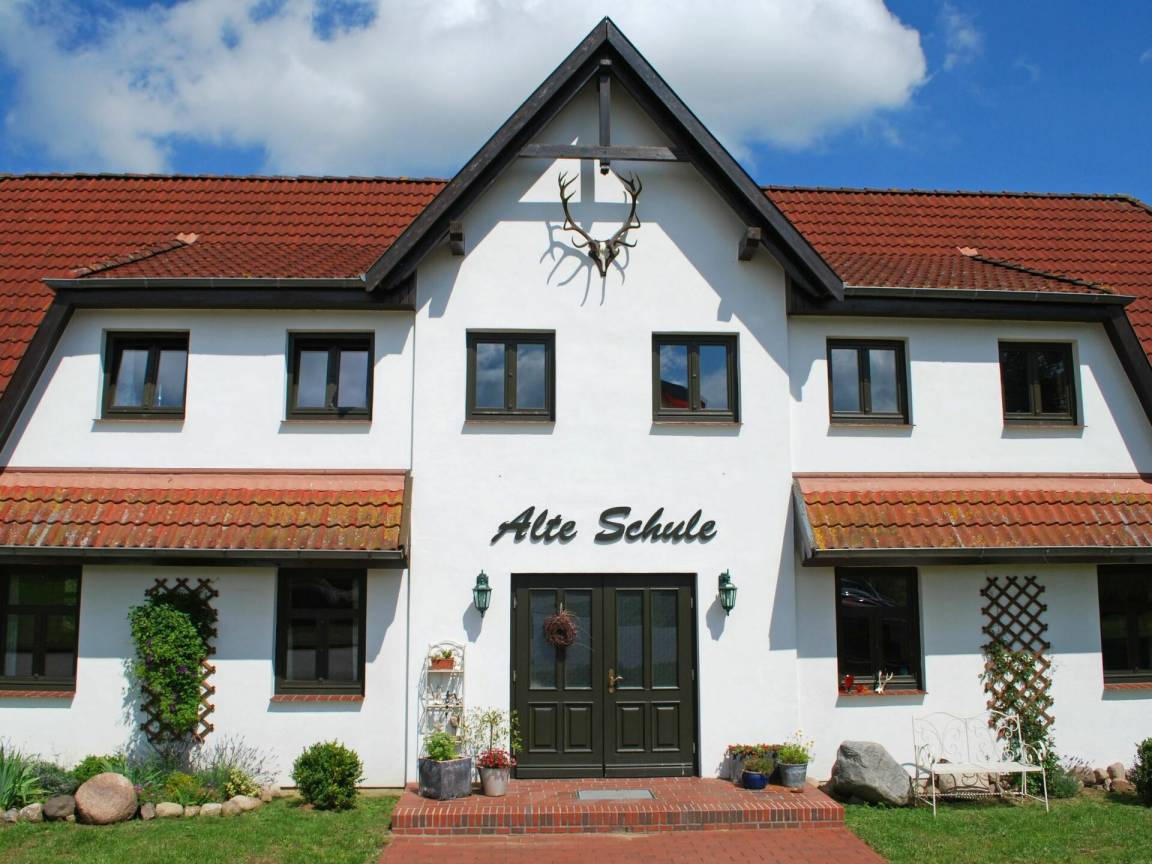 30 M² Ferienwohnung ∙ 1 Schlafzimmer ∙ 3 Gäste - Dargun