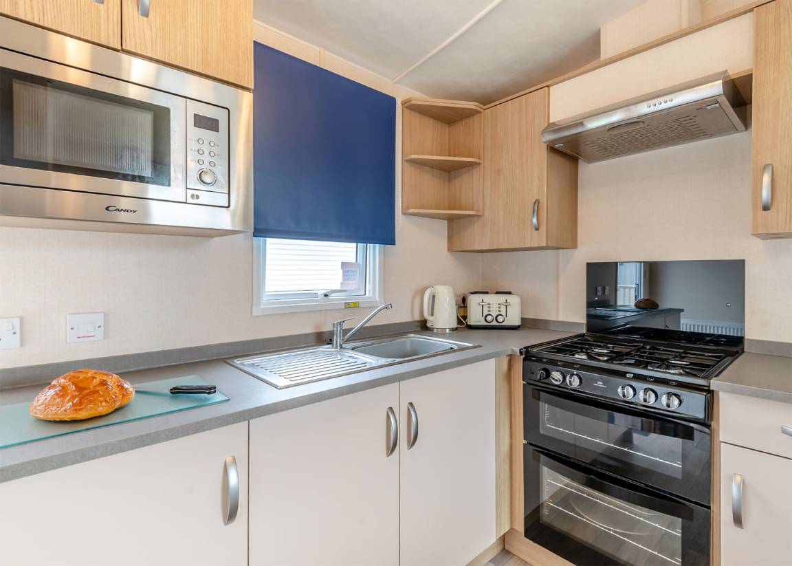 Caravan ∙ 2 Bedrooms ∙ 6 Guests - Skegness