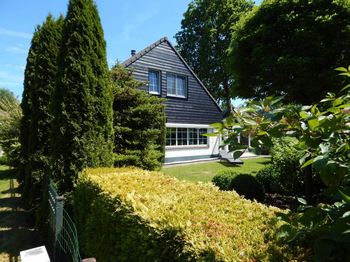 85 M² Ferienhaus ∙ 2 Schlafzimmer ∙ 4 Gäste - Bruinisse