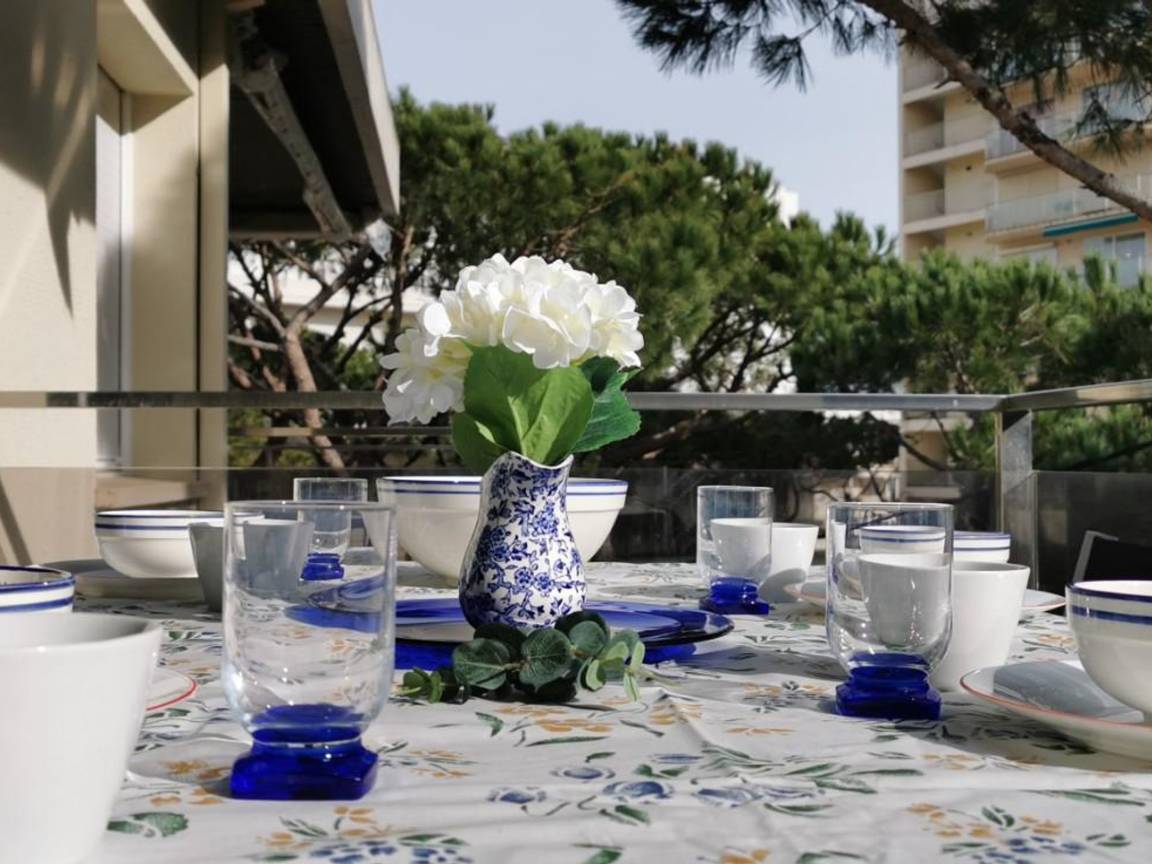 70 M² Apartamento ∙ 2 Habitaciones ∙ 4 Huéspedes - Castillo de Aro, España