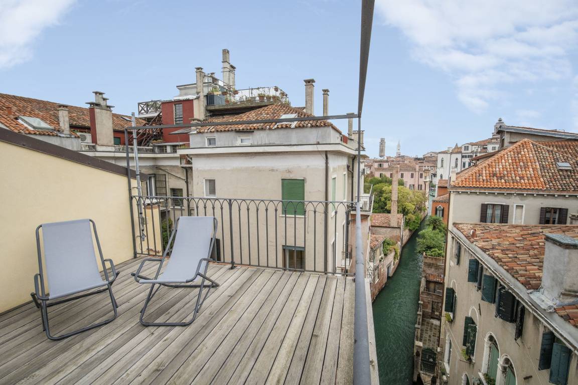 65 M² Apartment ∙ 2 Bedrooms ∙ 6 Guests - Benátky