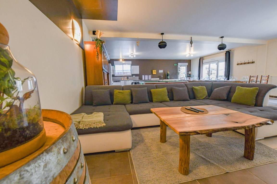 202 M² Gîte ∙ 3 Chambres ∙ 12 Personnes - Aube