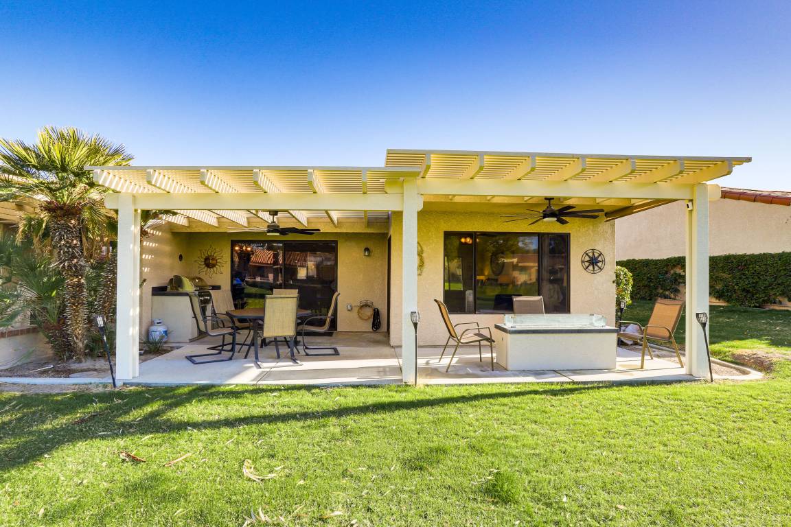 83 M² Apartment ∙ 2 Bedrooms ∙ 4 Guests - Palm Desert, CA