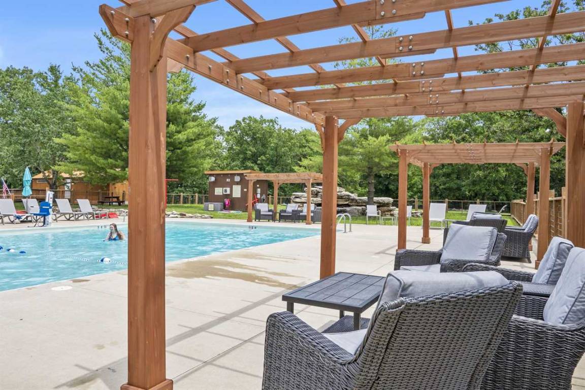 167 M² Cabin ∙ 4 Bedrooms ∙ 10 Guests - Ridgedale, MO