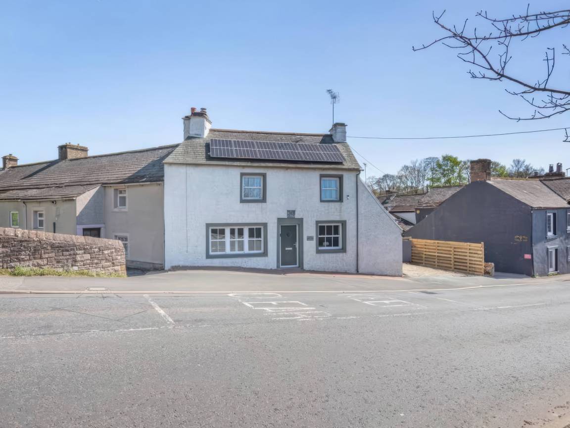 Cottage ∙ 2 Bedrooms ∙ 4 Guests - Penrith