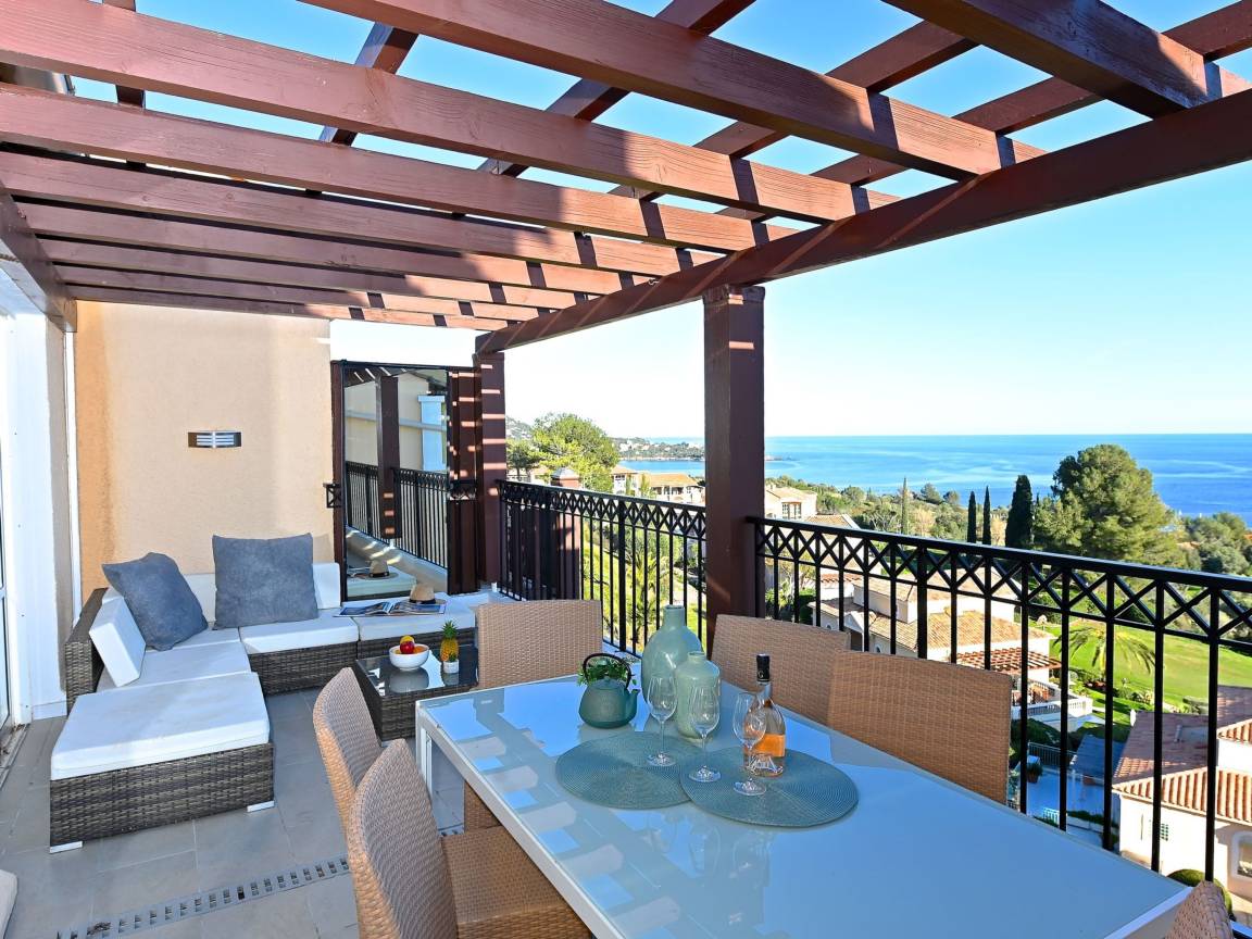 39 M² Ferienhaus ∙ 1 Schlafzimmer ∙ 5 Gäste - Agay