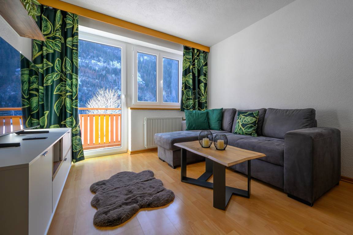 61 M² Ferienwohnung ∙ 2 Schlafzimmer ∙ 4 Gäste - Elbigenalp