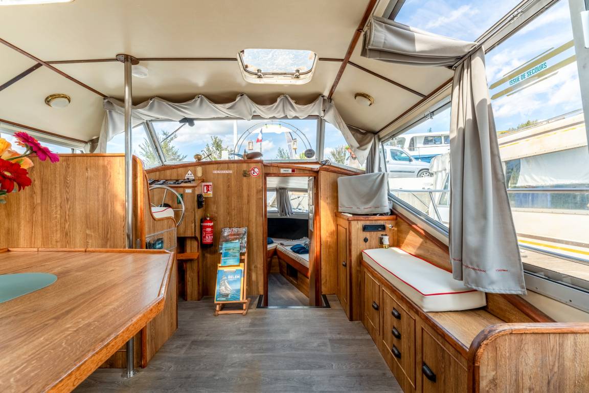 38 M² Péniche ∙ 3 Chambres ∙ 7 Personnes - Beaucaire