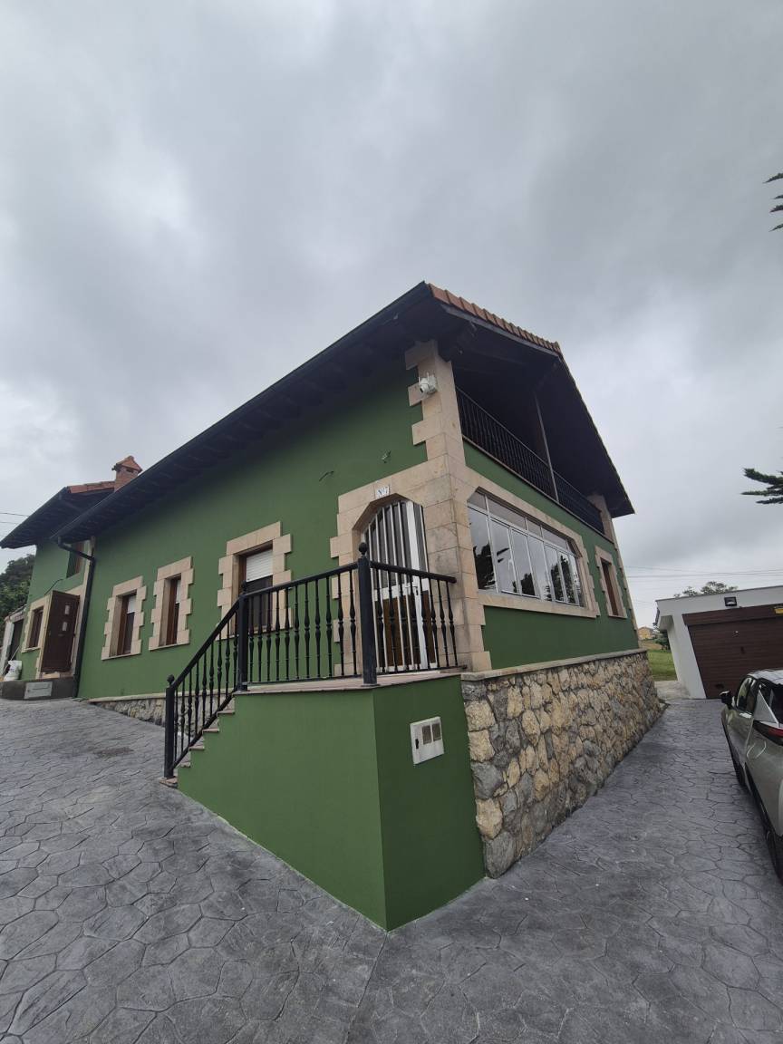 Appartement ∙ 6 Chambres ∙ 12 Personnes - Suances