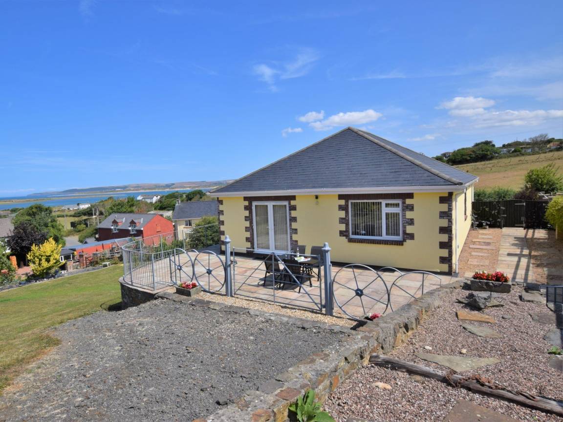 Cottage ∙ 2 Bedrooms ∙ 4 Guests - Appledore