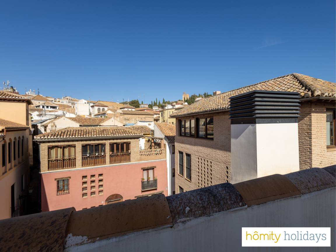 100 M² Apartamento ∙ 3 Habitaciones ∙ 5 Huéspedes - Granada, España