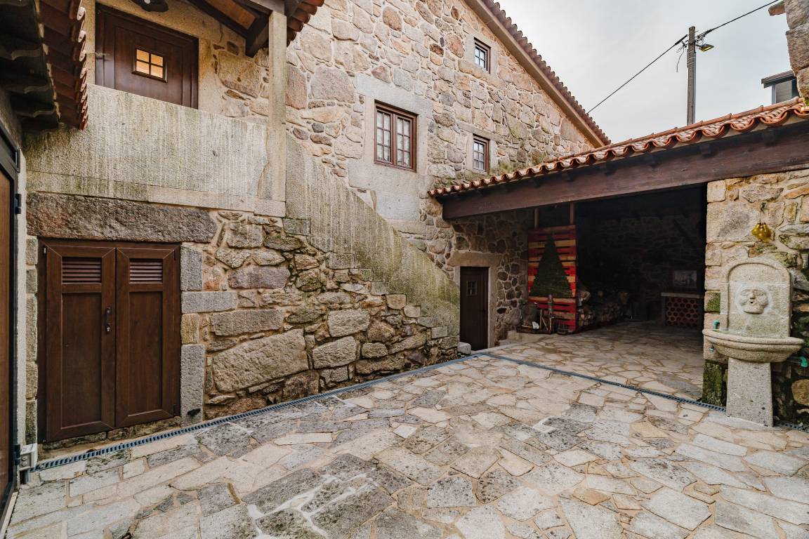 140 M² Casa ∙ 4 Quartos ∙ 12 Hóspedes - Chã