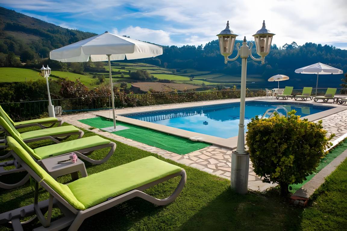 200 M² Villa ∙ 3 Chambres ∙ 8 Personnes - Paredes de Coura