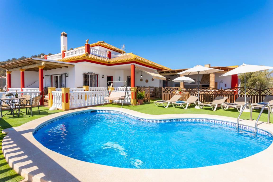 Villa ∙ 3 Bedrooms ∙ 5 Guests - Torrox