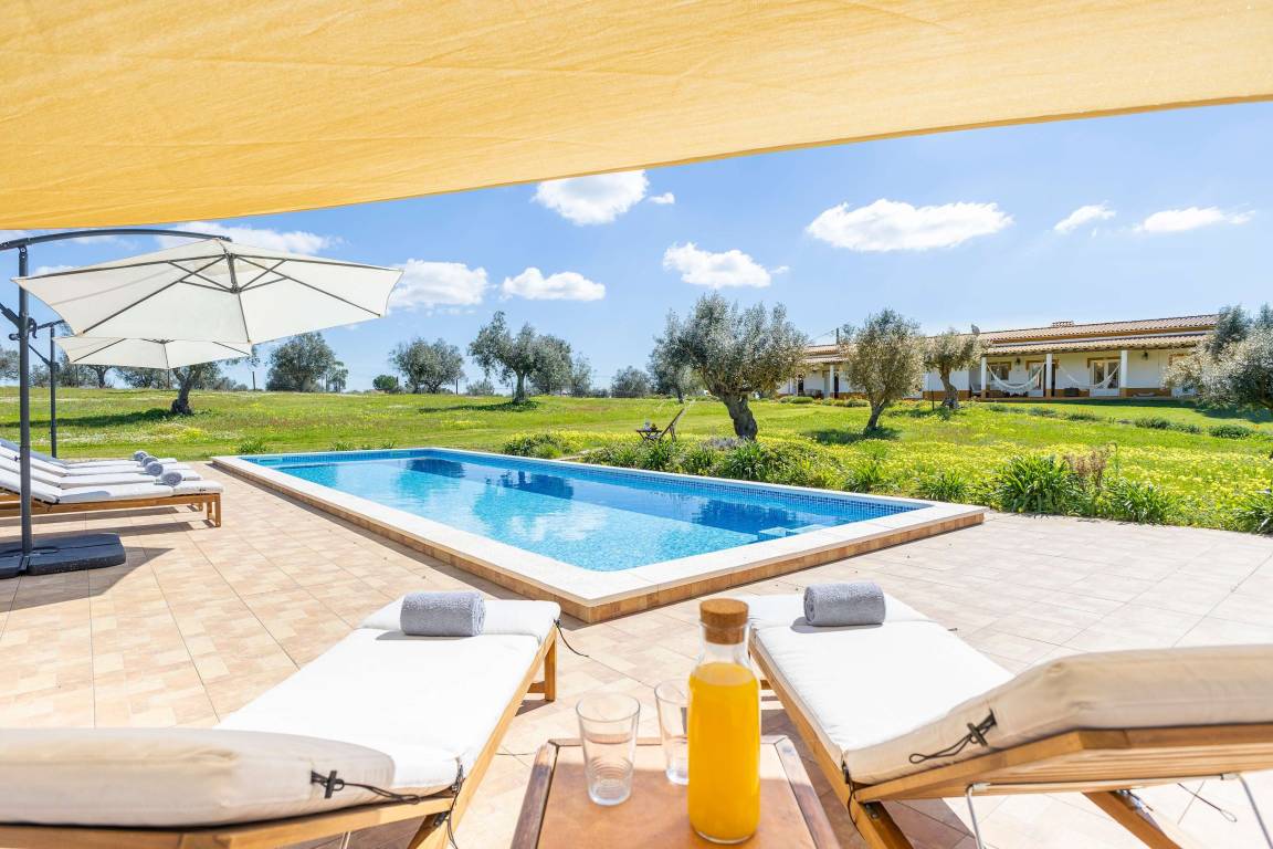 Apartment ∙ 4 Bedrooms ∙ 10 Guests - Ferreira do Alentejo