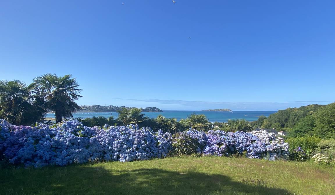 155 M² Maison De Vacances ∙ 4 Chambres ∙ 7 Personnes - Perros-Guirec