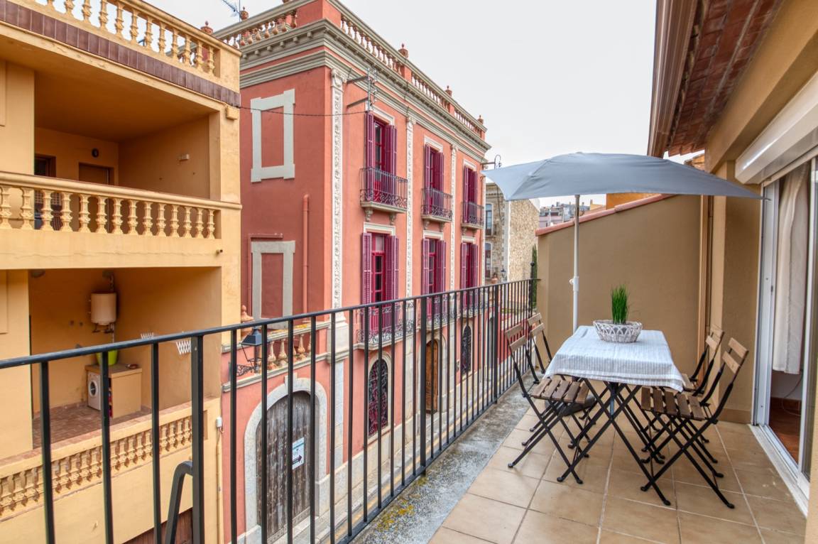 60 M² Appartement ∙ 2 Chambres ∙ 4 Personnes - Begur
