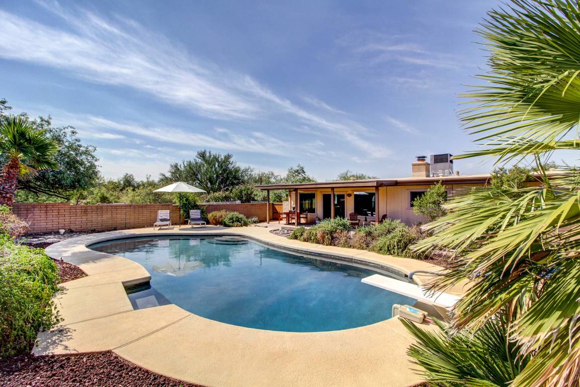 157 M² House ∙ 3 Bedrooms ∙ 6 Guests - Tucson, AZ