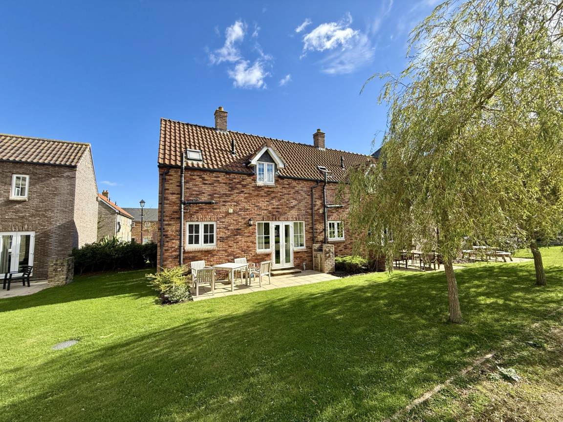 Cottage ∙ 2 Bedrooms ∙ 4 Guests - Filey