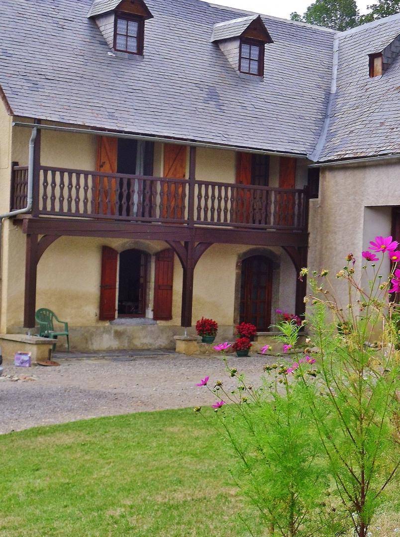 107 M² Gîte ∙ 3 Chambres ∙ 6 Personnes - Loudenvielle