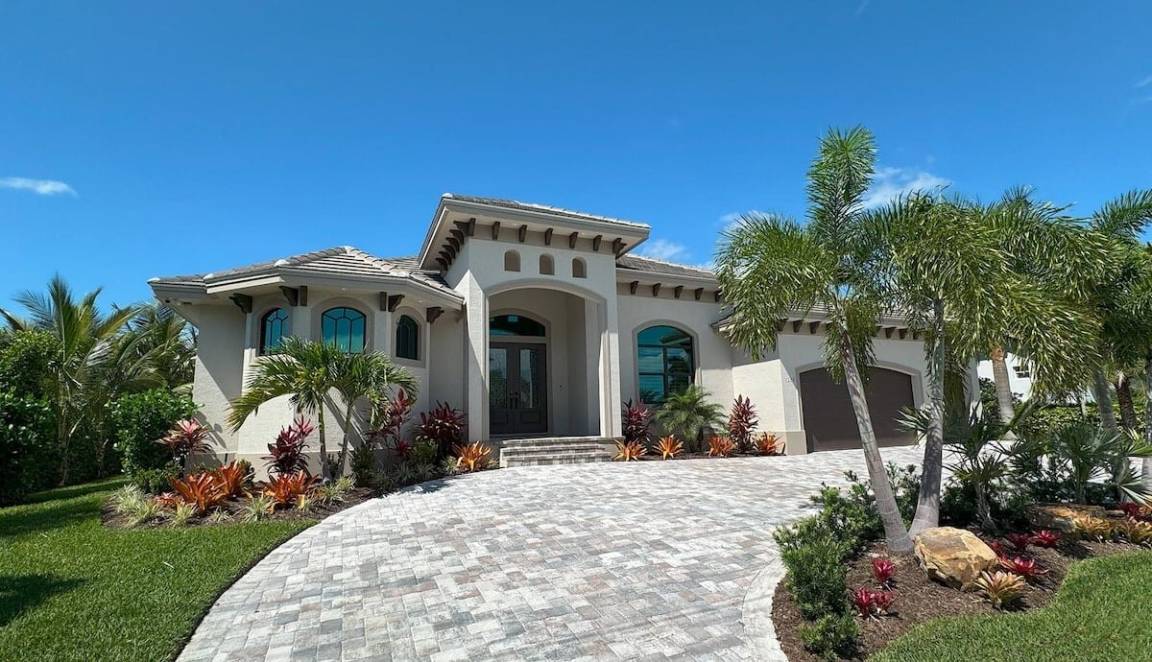 House ∙ 4 Bedrooms ∙ 10 Guests - Marco Island, FL