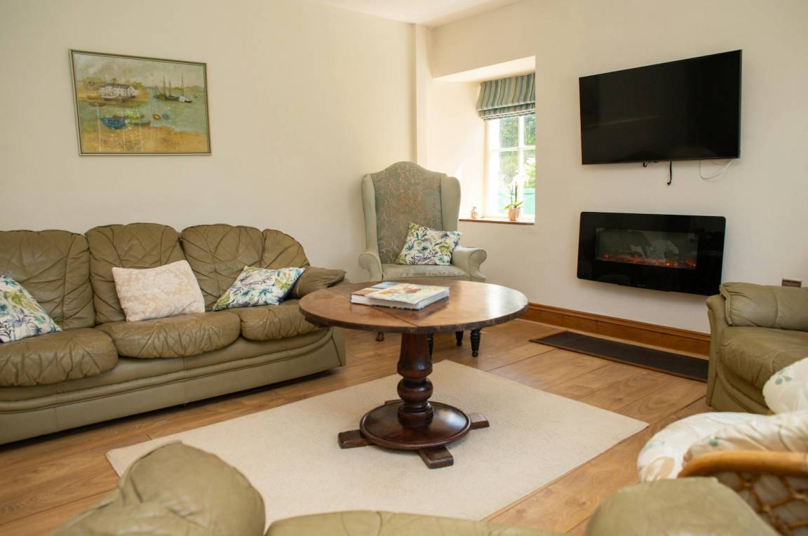 209 M² Cottage ∙ 4 Bedrooms ∙ 8 Guests - Saint Dogmaels
