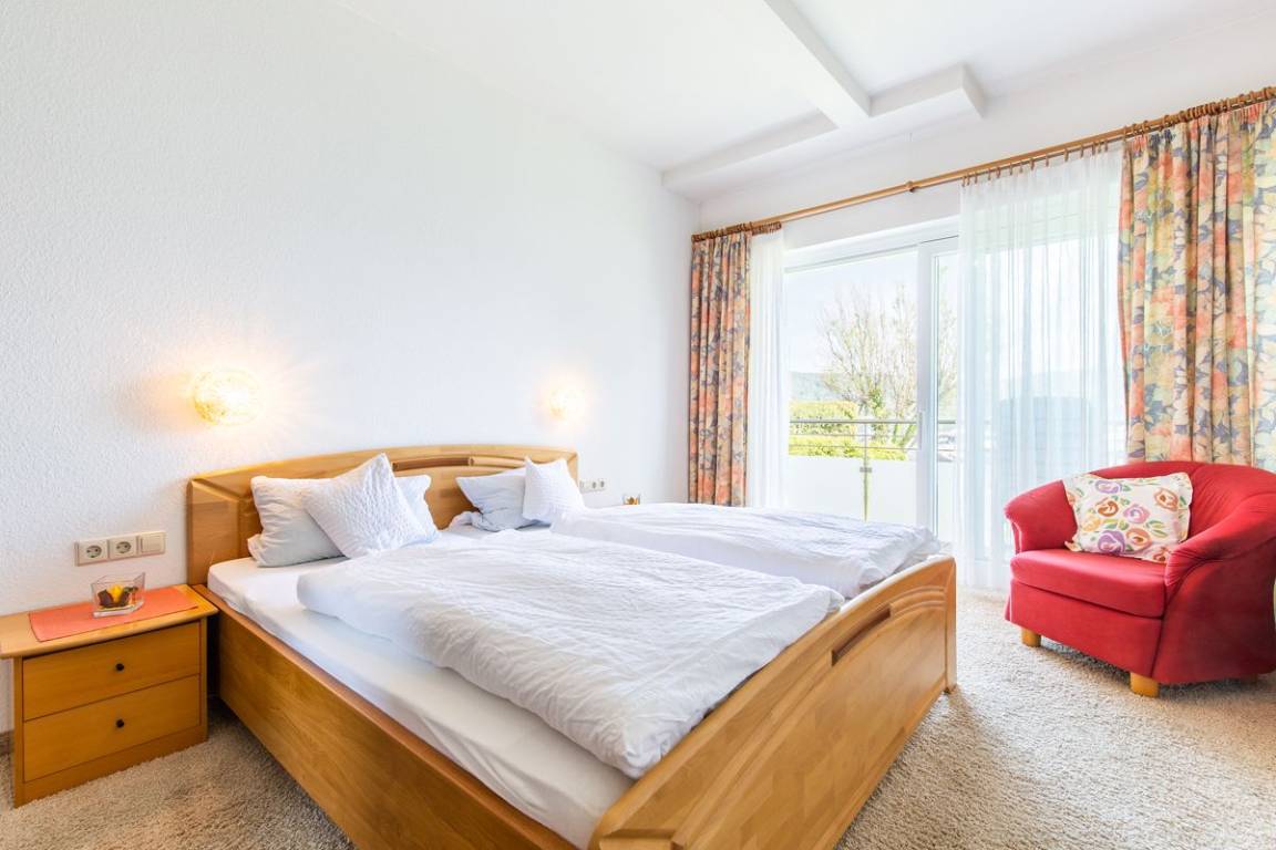 85 M² Ferienwohnung ∙ 2 Schlafzimmer ∙ 4 Gäste - Herdwangen-Schönach