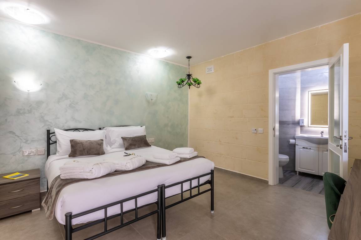 18 M² Studio Flat ∙ 2 Guests - Malta