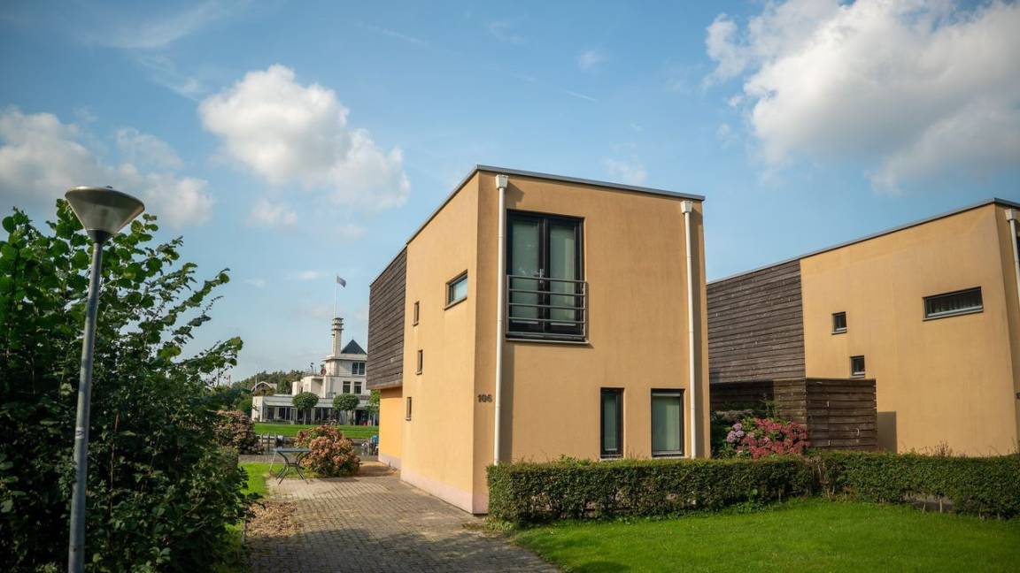 120 M² Apartment ∙ 3 Bedrooms ∙ 6 Guests - Groningen