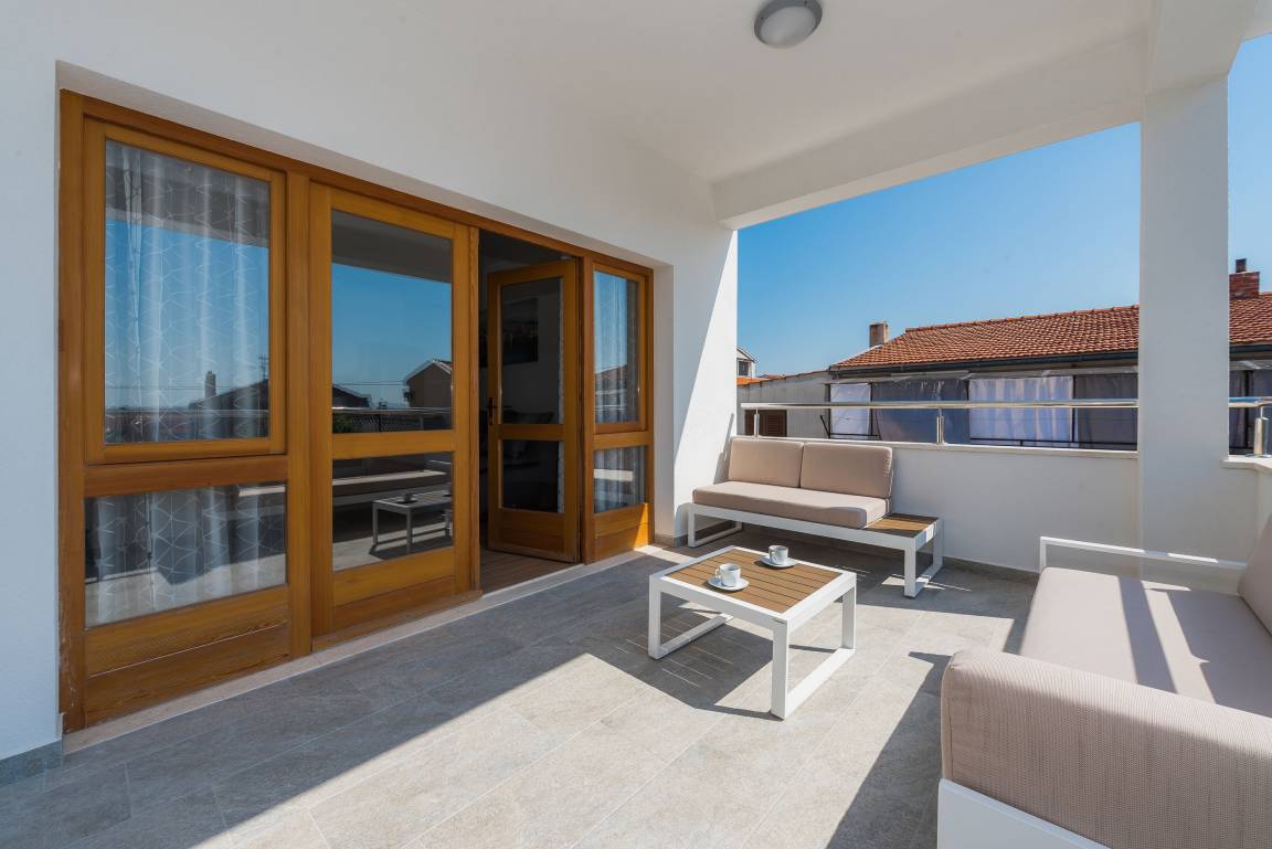 80 M² Apartment ∙ 2 Bedrooms ∙ 6 Guests - Vodice