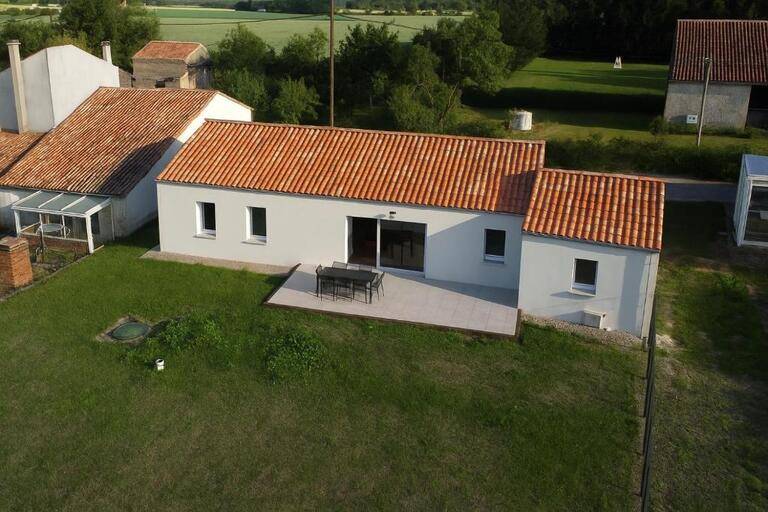 Maison De Vacances ∙ 3 Chambres ∙ 6 Personnes - Marais poitevin