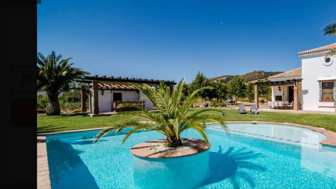 475 M² Villa ∙ 6 Habitaciones ∙ 12 Huéspedes - Setenil de las Bodegas