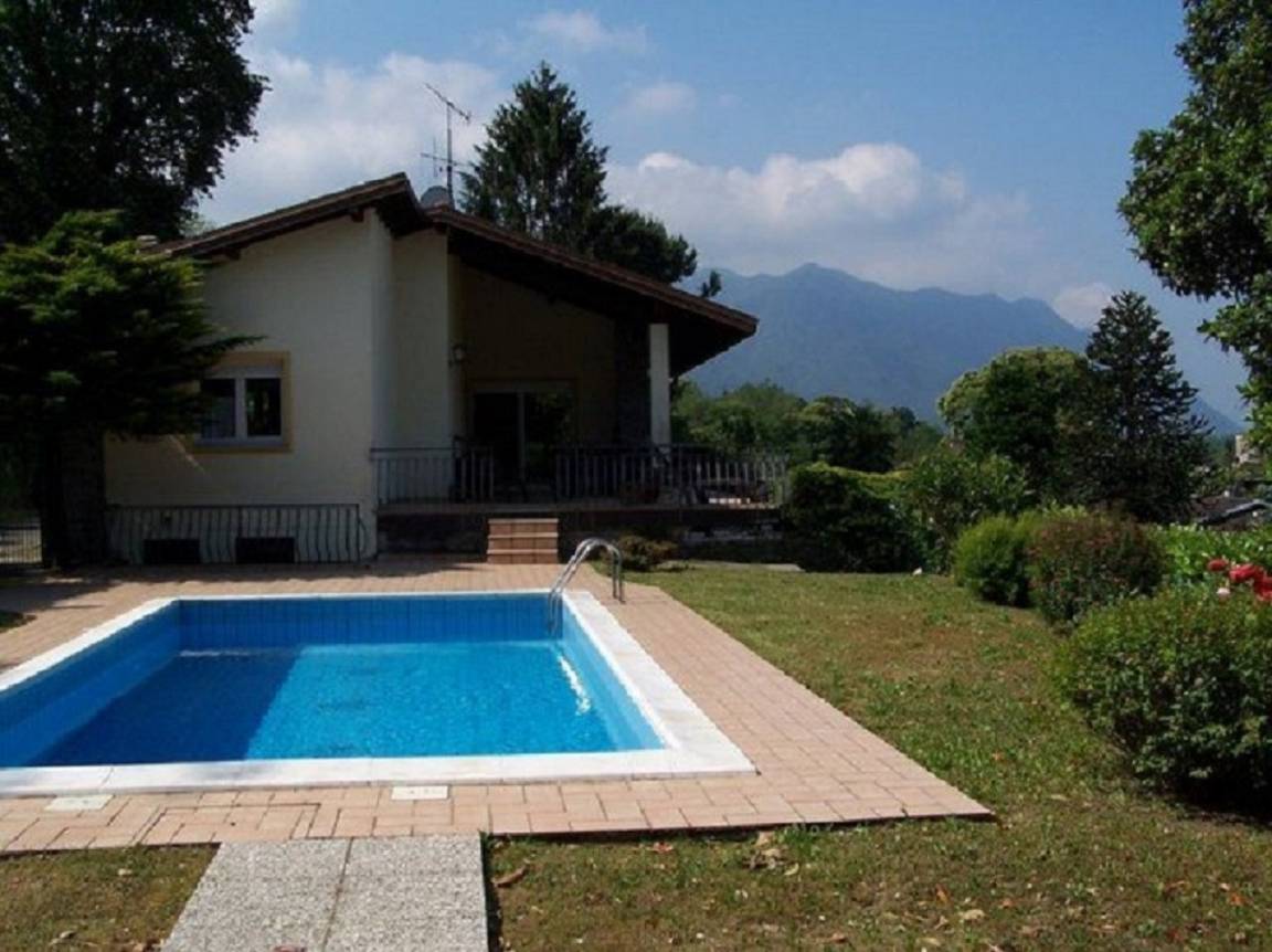 100 M² Villa ∙ 2 Bedrooms ∙ 4 Guests - Cannobio