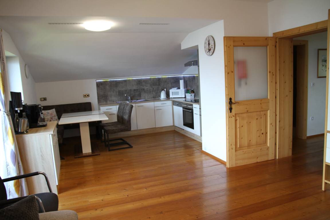 100 M² Ferienwohnung ∙ 2 Schlafzimmer ∙ 5 Gäste - Oetz