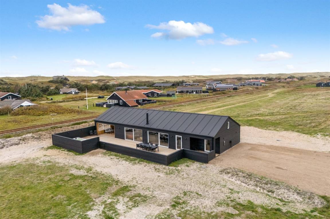 146 M² Ferienhaus ∙ 4 Schlafzimmer ∙ 12 Gäste - Lemvig