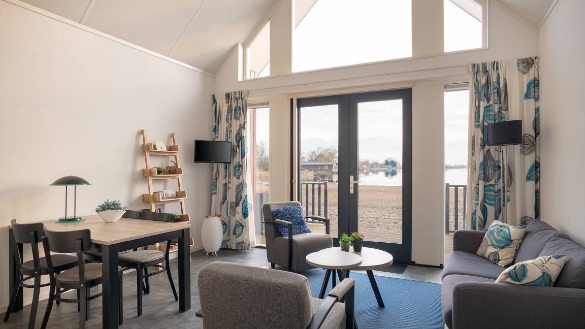 70 M² Chalet ∙ 2 Chambres ∙ 4 Personnes - Lemmer