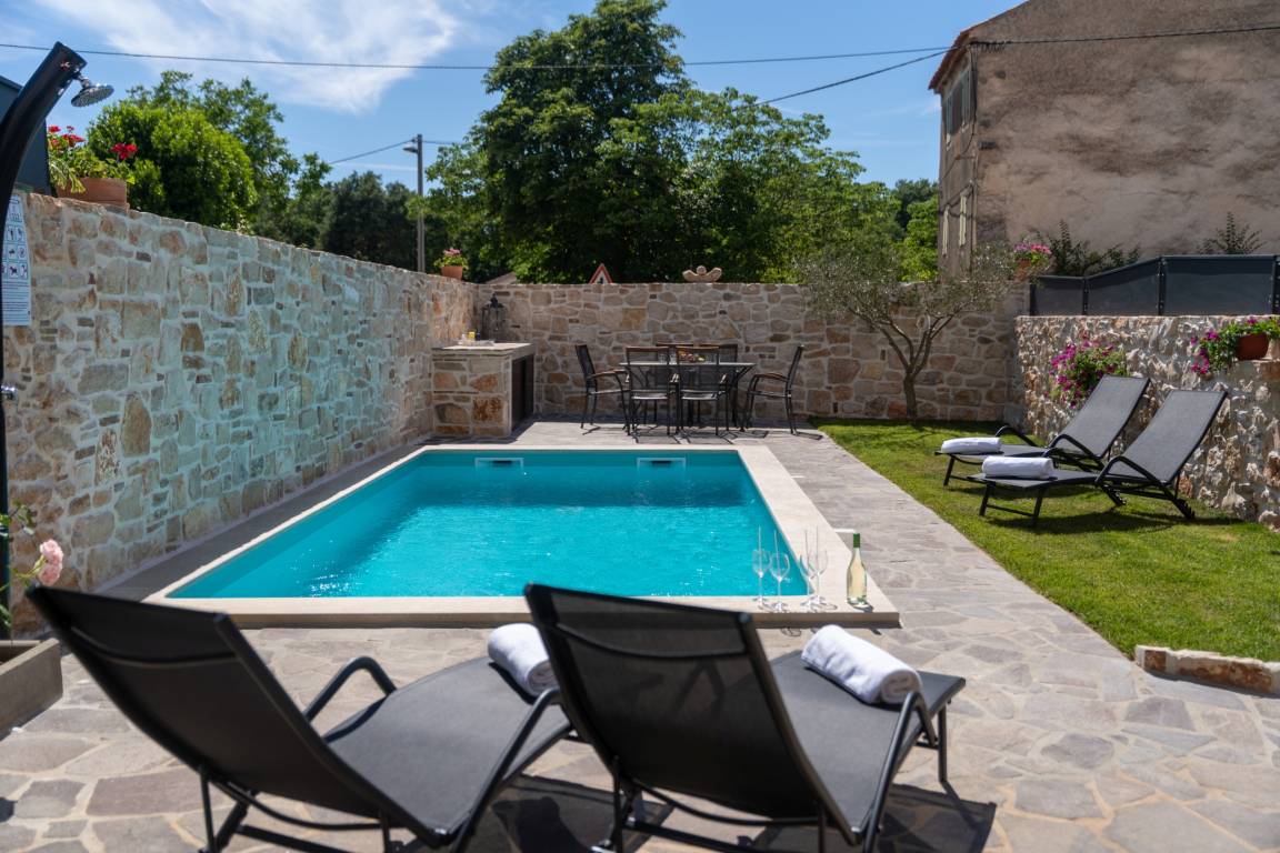 100 M² Villa ∙ 3 Camere Da Letto ∙ 6 Ospiti - Umago