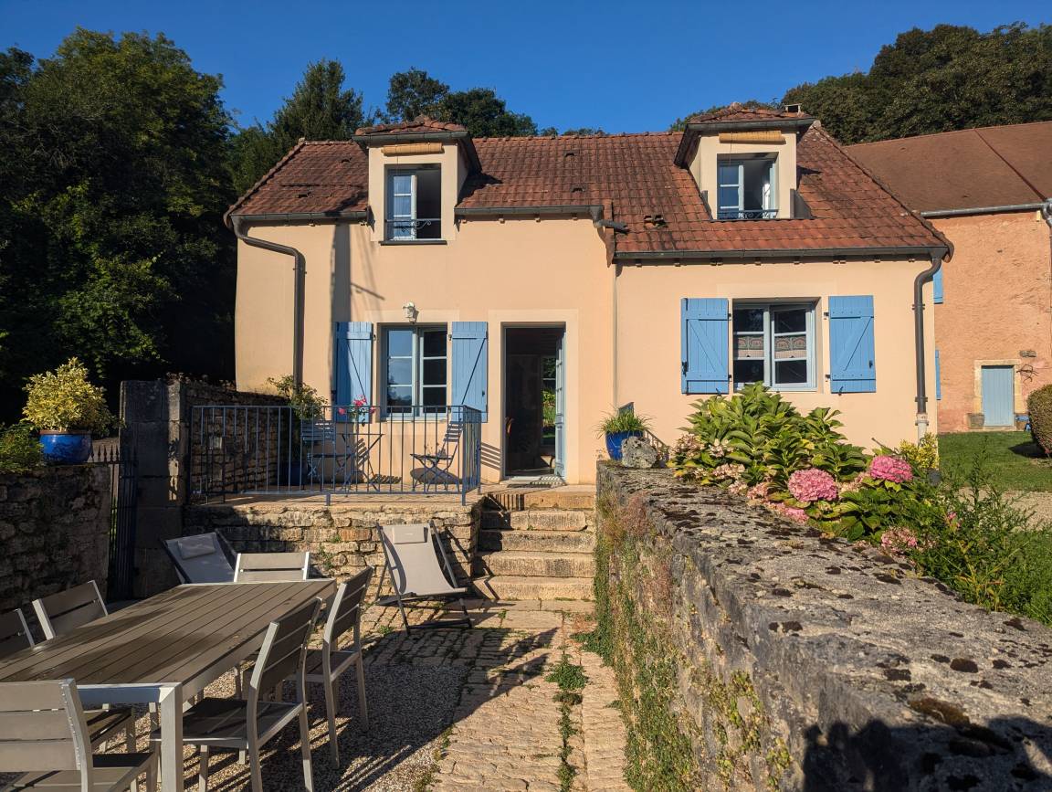 65 M² Gîte ∙ 1 Chambre ∙ 2 Personnes - Langres