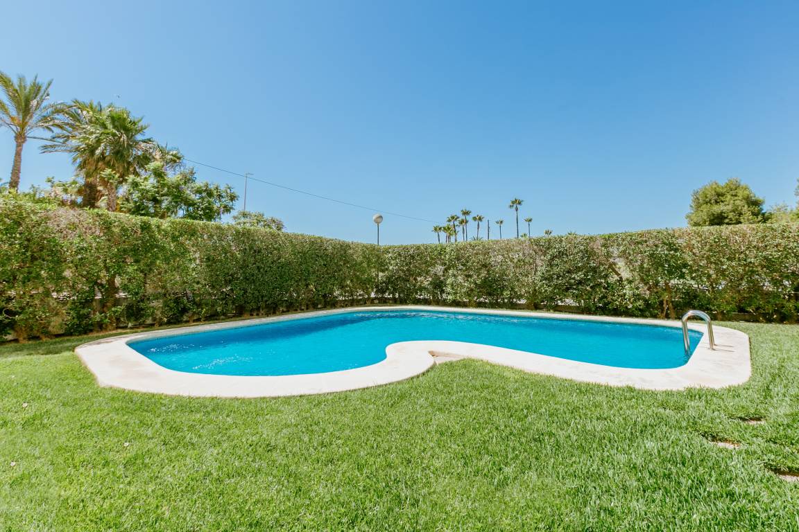77 M² Apartamento ∙ 2 Habitaciones ∙ 4 Huéspedes - Benitachell