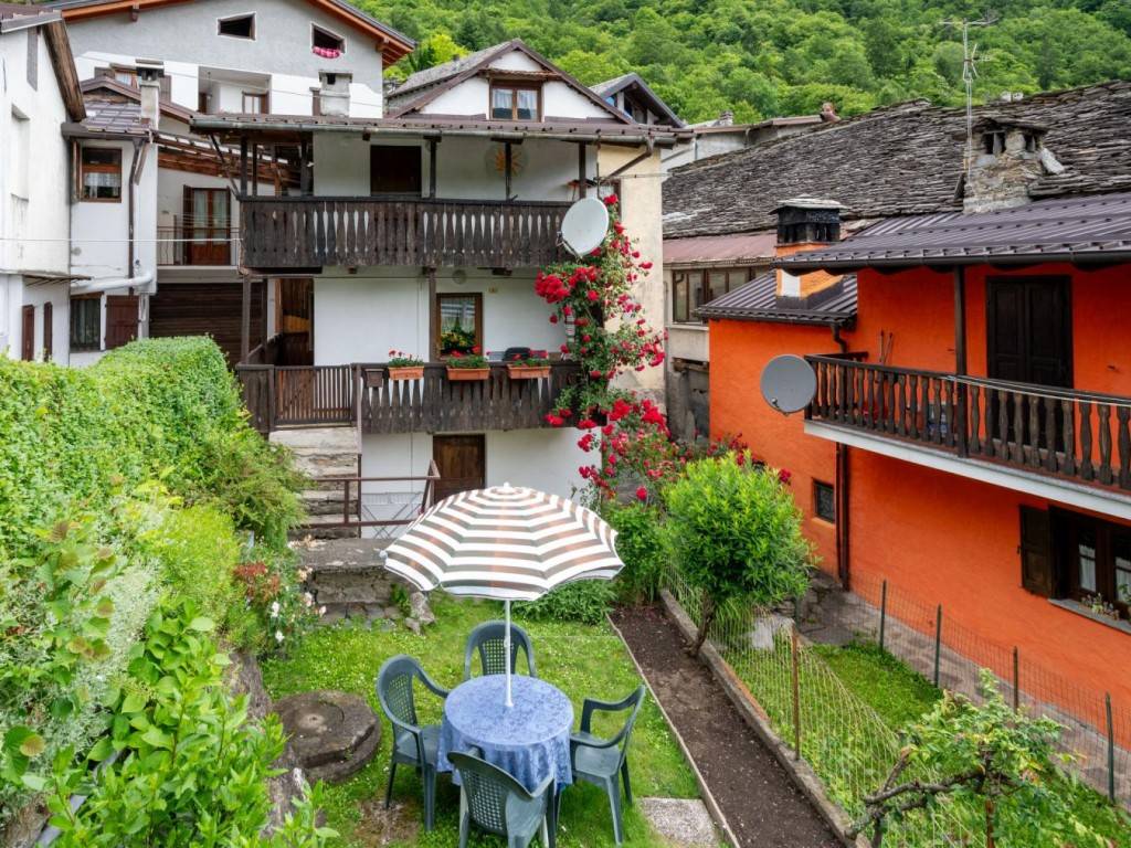 50 M² Ferienwohnung ∙ 1 Schlafzimmer ∙ 5 Gäste - Domodossola