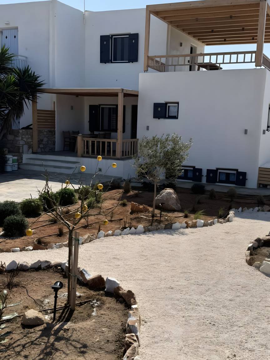 80 M² House ∙ 3 Bedrooms ∙ 6 Guests - Antiparos