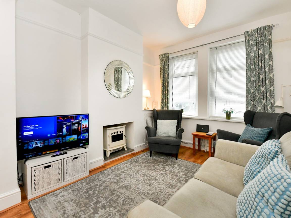 186 M² Ferienhaus ∙ 2 Schlafzimmer ∙ 4 Gäste - Cardiff