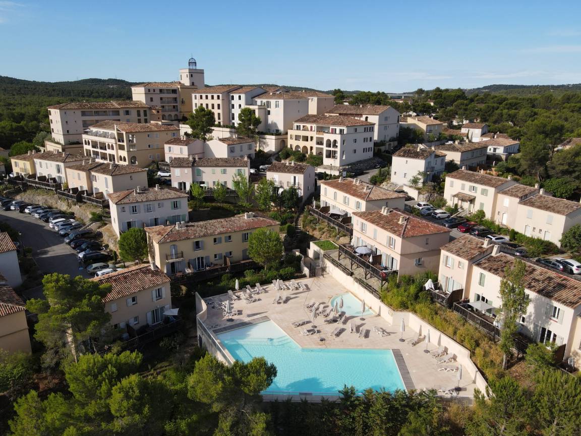45 M² Maison De Vacances ∙ 2 Chambres ∙ 6 Personnes - Pélissanne
