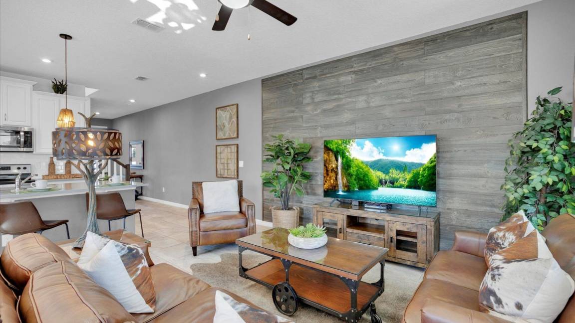 2294 M² Villa ∙ 5 Bedrooms ∙ 10 Guests - St. Cloud, FL