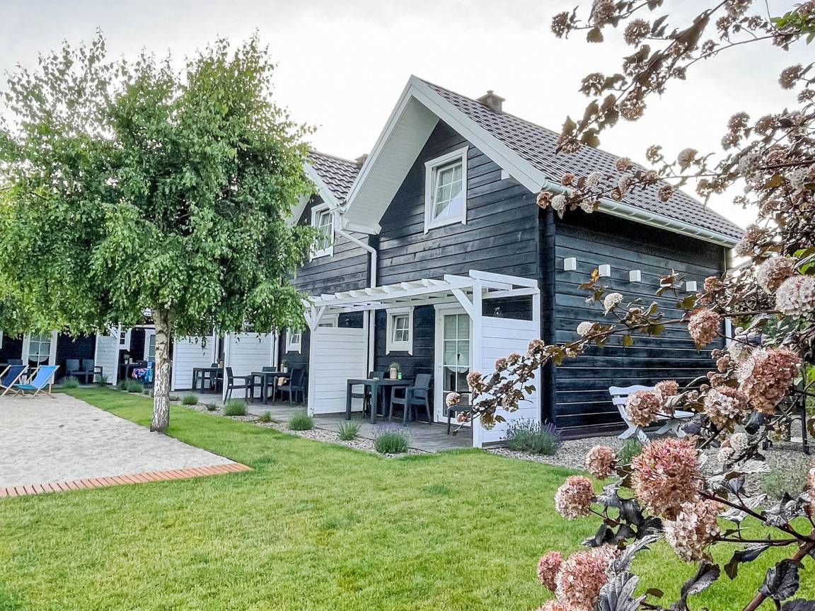 56 M² Ferienhaus ∙ 2 Schlafzimmer ∙ 5 Gäste - Grzybowo
