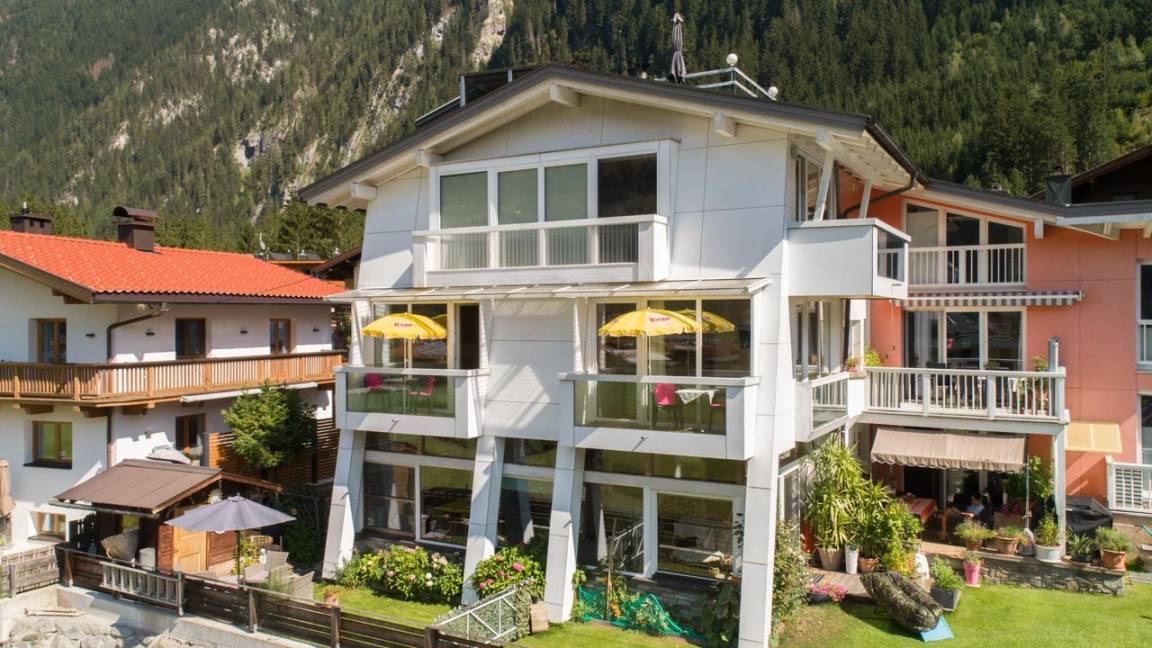 42 M² Apartment ∙ 1 Bedroom ∙ 3 Guests - Mayrhofen