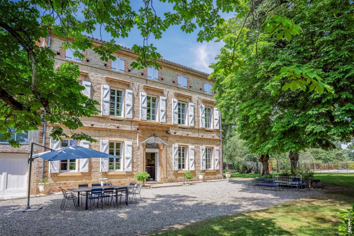 375 M² Gîte ∙ 5 Chambres ∙ 12 Personnes - Rabastens