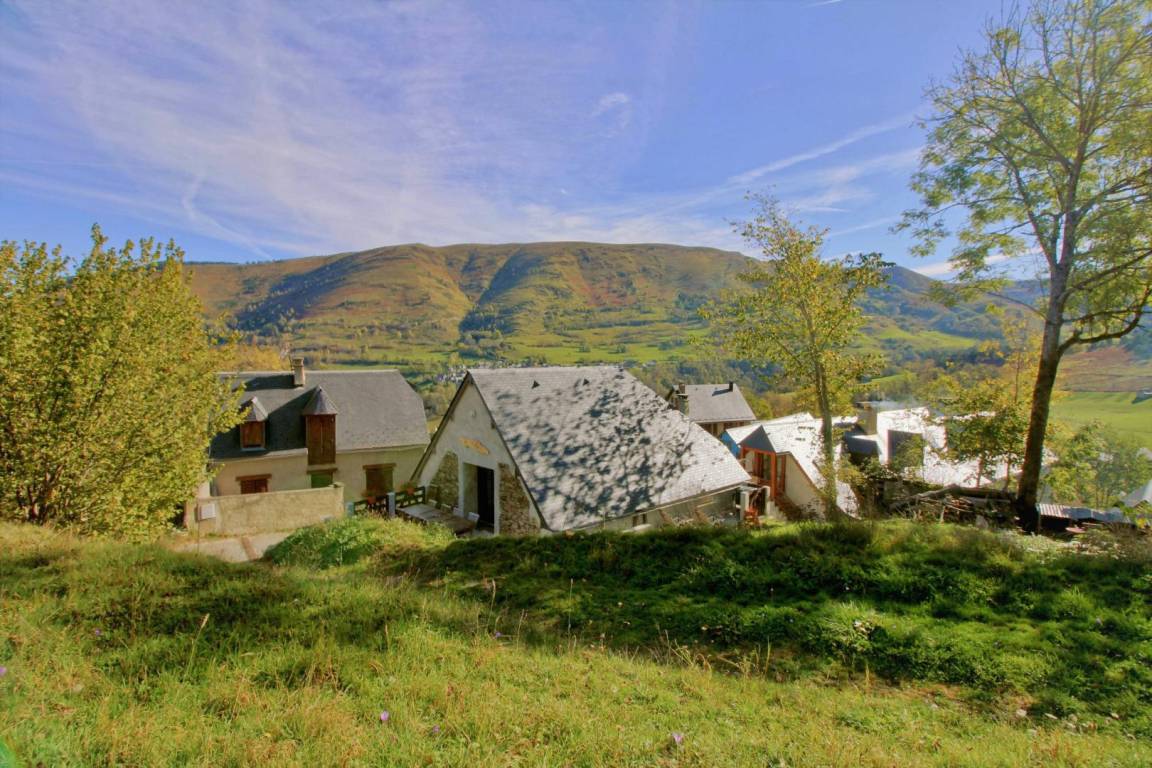 110 M² Gîte ∙ 4 Chambres ∙ 10 Personnes - Val Louron