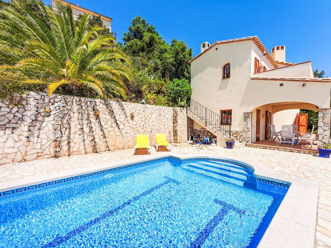 100 M² Ferienhaus ∙ 3 Schlafzimmer ∙ 6 Gäste - Palamós