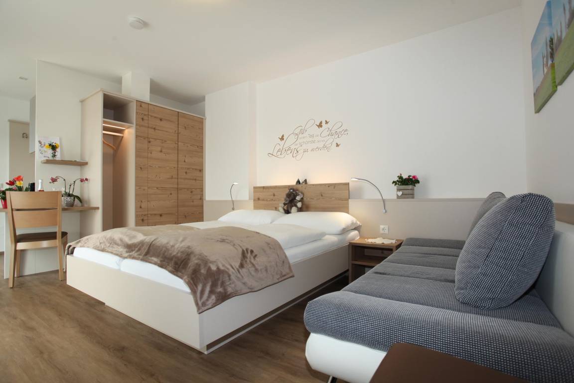 30 M² Hotel ∙ 1 Schlafzimmer ∙ 3 Gäste - Bad Gleichenberg